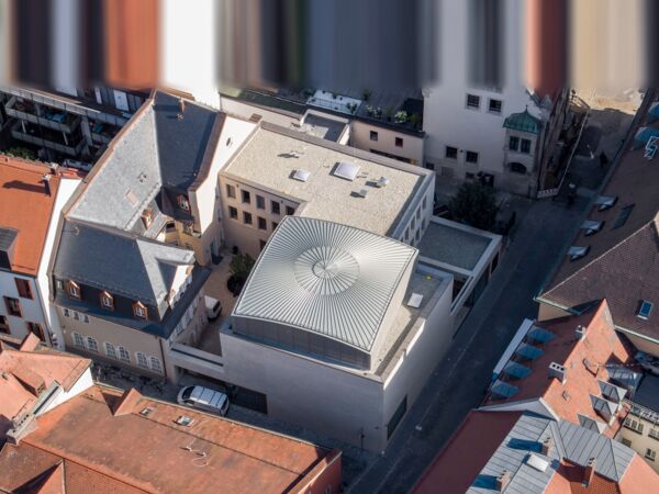 RIB-ROOF Evolution - Zambelli Gebäudehülle